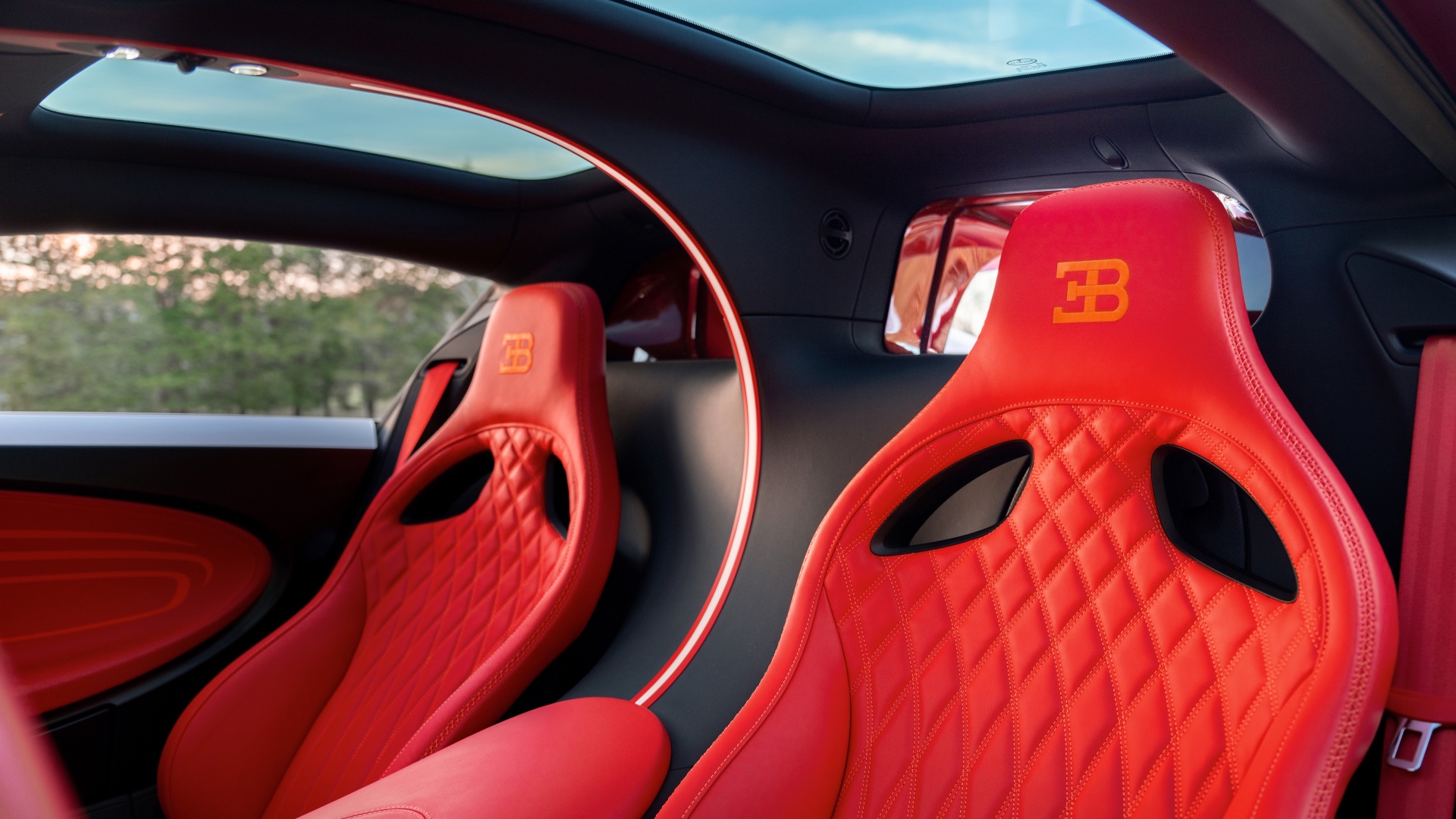 L'esclusività non basta mai: le Chiron uniche - Veloce